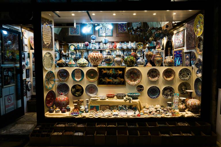 Discover Gift Shops in Lombok for Unique Souvenirs