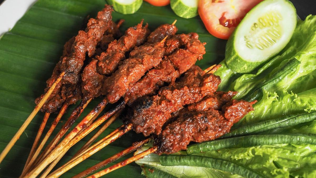 Sate Rembiga: Lombok’s Special Satay That’s Savory and Sweet